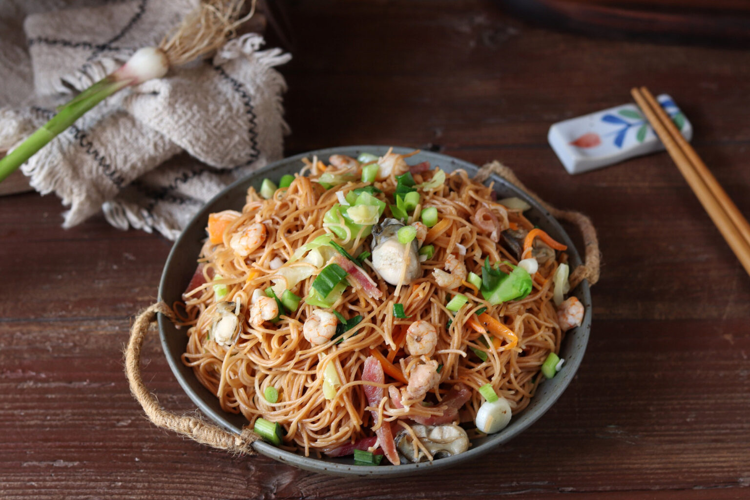 Cách nấu mì gói ngon các loại: mì tôm, mì cay, mì tương đen Hàn Quốc